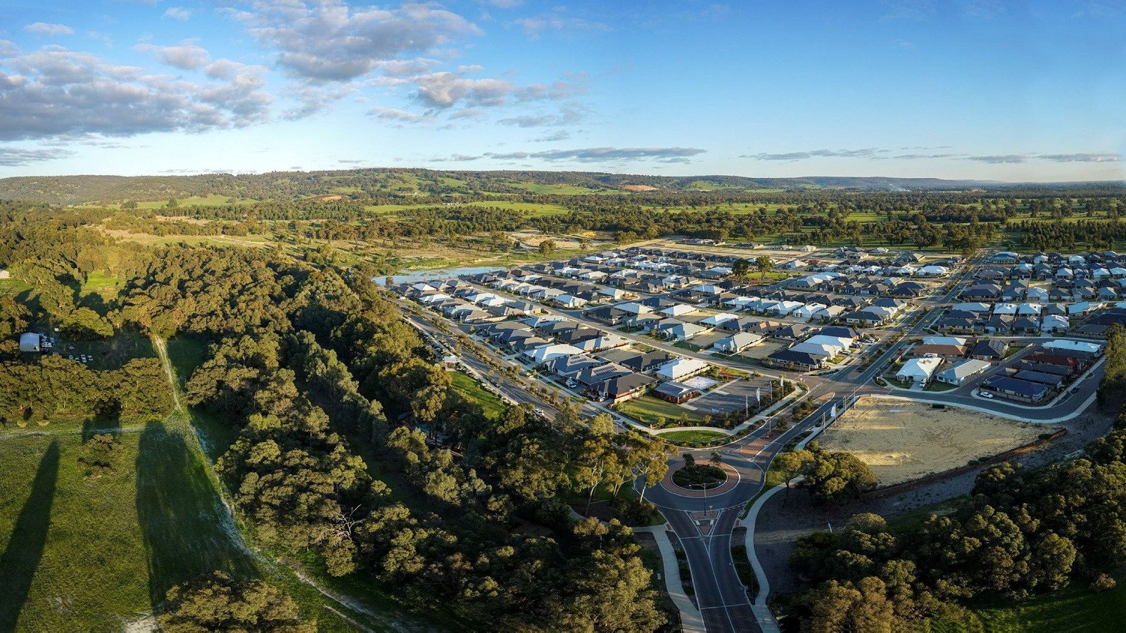 Escape the Hustle and Bustle of Urban Life in Whitby, WA - iBuyNew